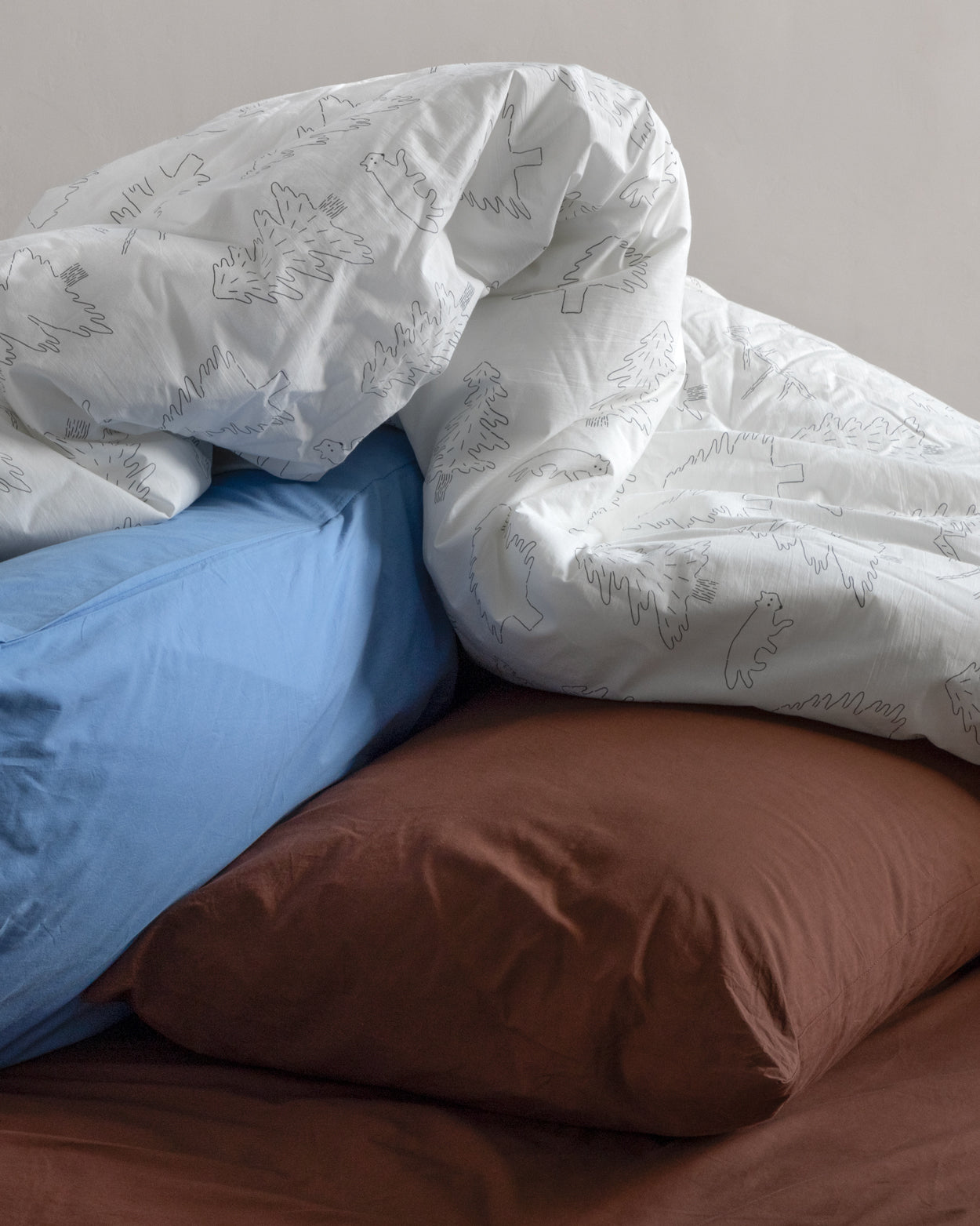 BEDDING – warmgreytail