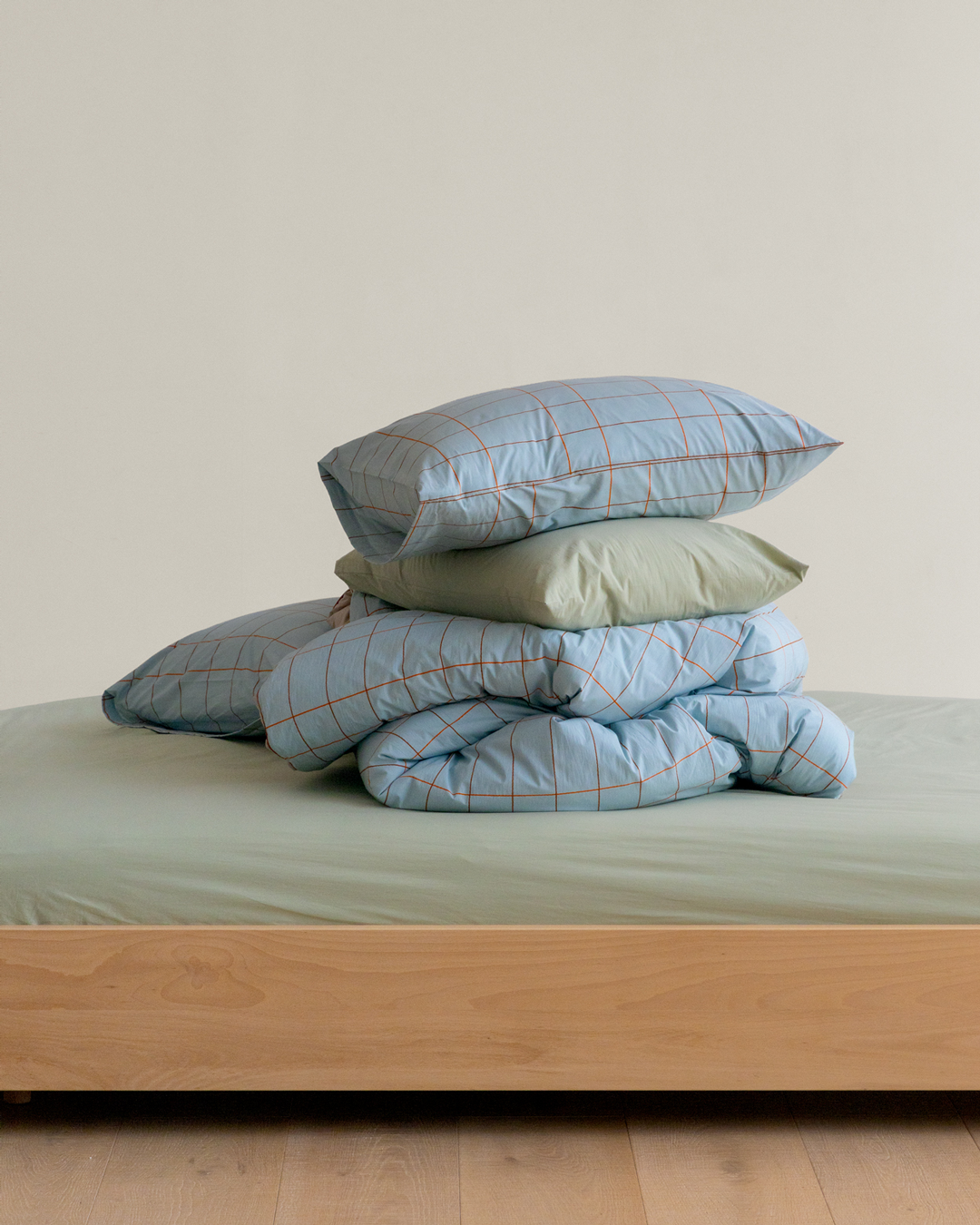 PASTEL OLIVE FITTED SHEET – warmgreytail
